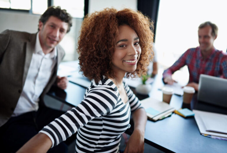 Les métiers qui recrutent en alternance après le bac en 2026